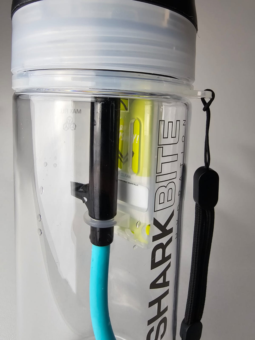 THE BOTTLE | Sharkbite Hydration – SHARKBITE HYDRATION
